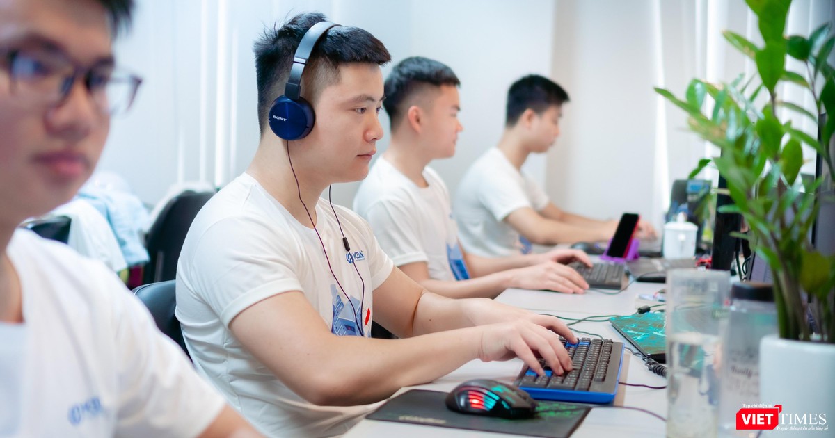 "Bố đẻ" của Vietkey: Người làm IT phải chấp nhận đánh đổi những gì?