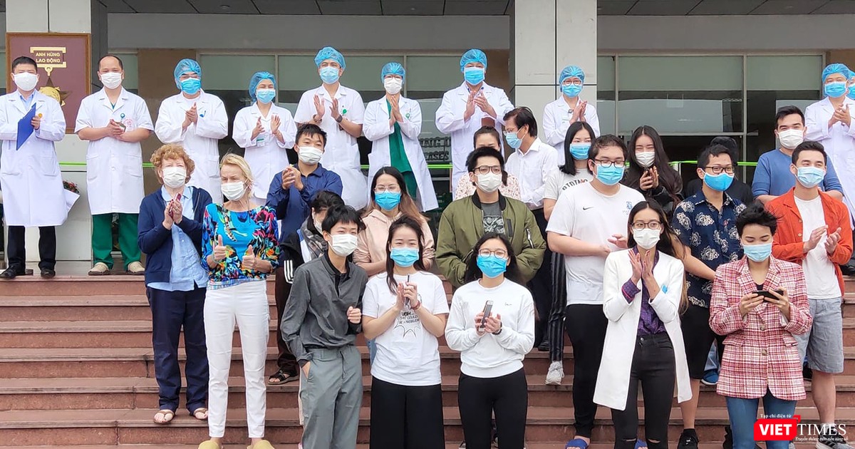 4 bệnh nhân COVID-19 nặng nhất đều tiến triển tốt