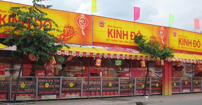 Hé lộ những sự thật kinh hoàng về bánh trung thu Kinh Đô!