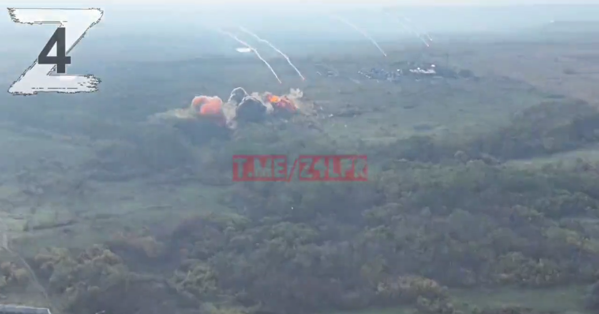 Su-30SM và Su-35S và máy bay ném bom Su-34 Nga chiến đấu trên chiến trường Donbass