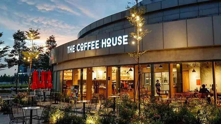 The Coffee House lỗ lũy kế 434 tỷ có đáng với định giá nghìn tỉ...