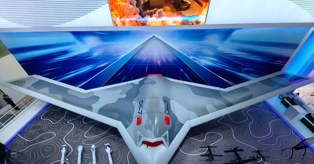 Trung Quốc lần đầu cho ra mắt UAV CH-7 “có khả năng ném bom liên lục địa”