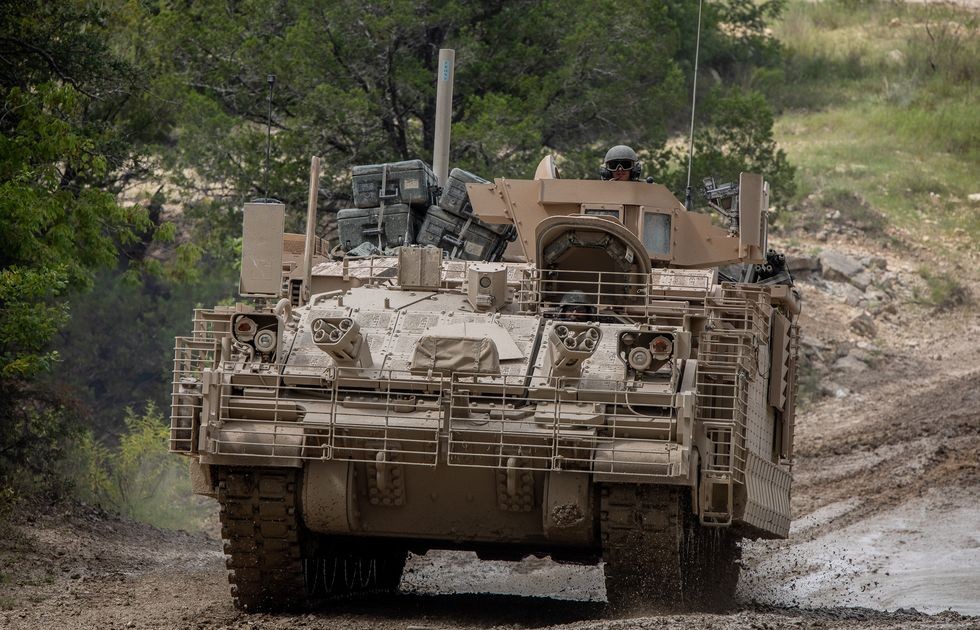 Quân đội Mỹ sẽ nhận xe thiết giáp mới, thay thế xe thiết giáp chở quân M113