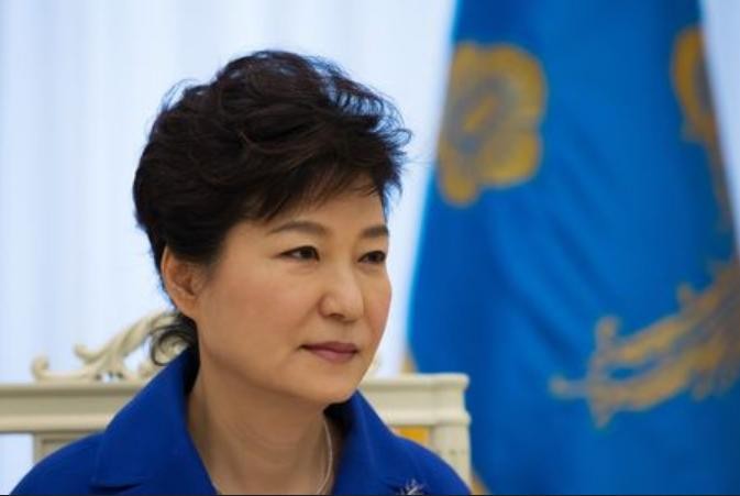 Bà Park Geun-hye sẽ bị phe đối lập định tội “phản quốc” vì phê chuẩn ...