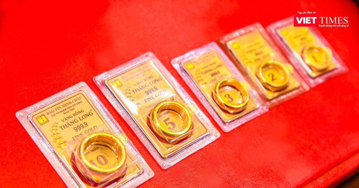 Giá vàng, Bitcoin ngày 17/5: Vàng lao dốc, giảm mạnh trên 2 triệu đồng