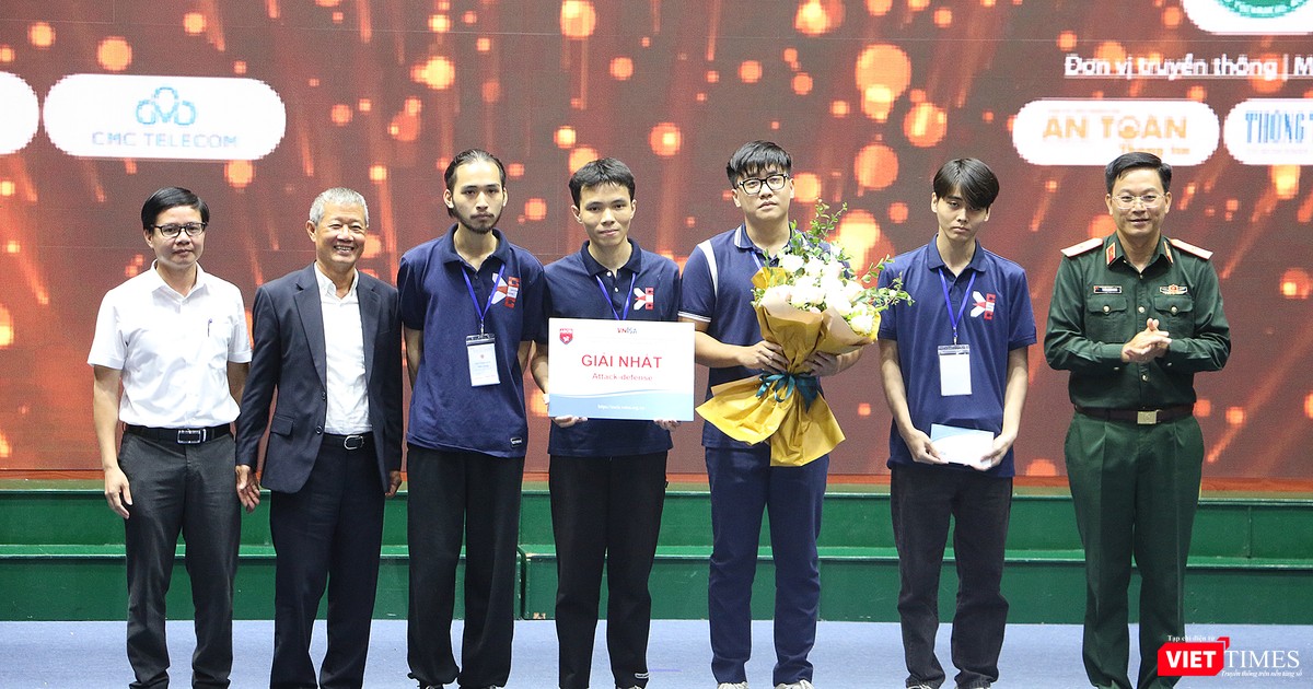 KMA.Orange Học viện Kỹ thuật Mật mã vô địch cuộc thi "Siên viên với An ...