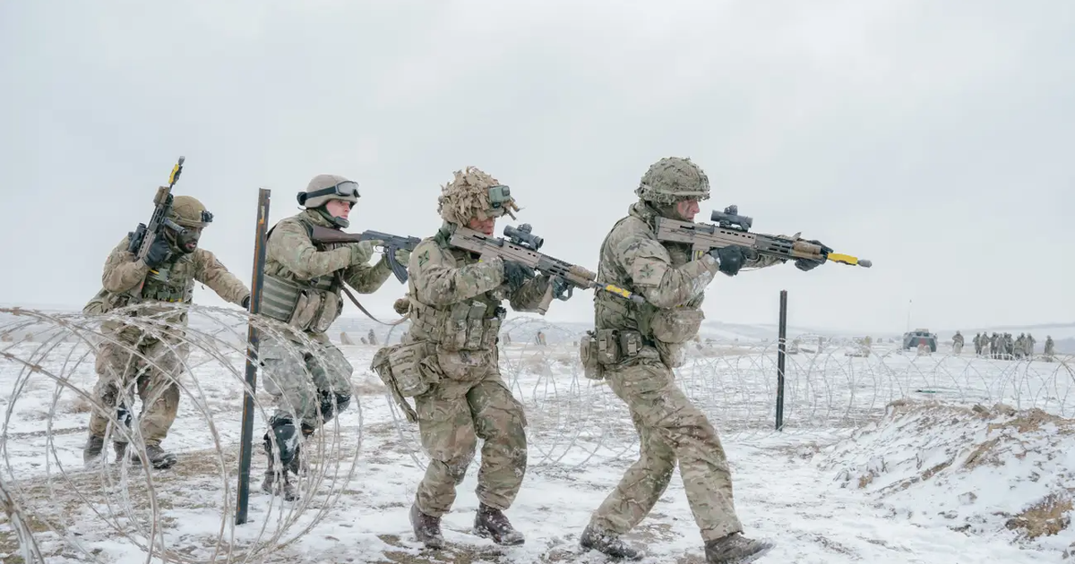 Anh tuyển dụng Giám đốc vũ khí quốc gia với mức lương "khủng" cao gấp ...