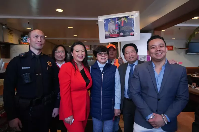 Thị trưởng Oakland Sheng Thao vừa bị FBI lục soát nhà riêng là ai?