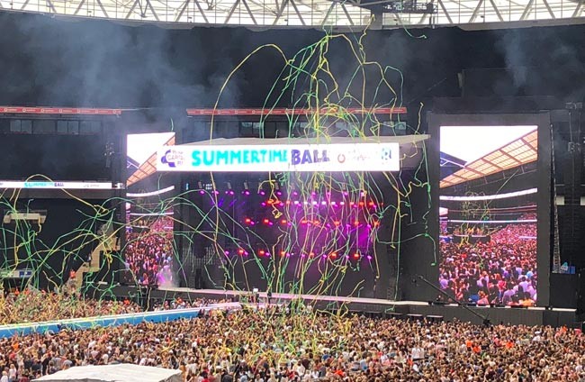 Hủy bỏ sự kiện âm nhạc Summertime Ball 2020 vì Covid-19